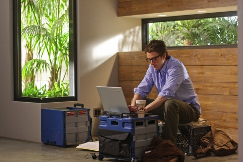 Pictures of Robert Buckley on Privileged - TV Fanatic