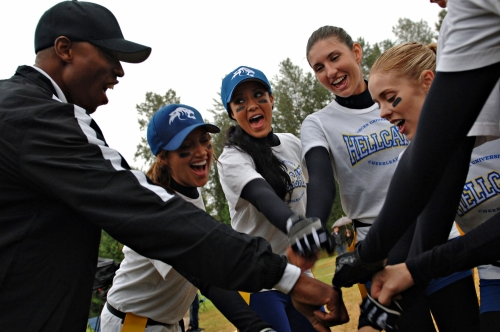 Hellcats Review: "Ragged Old Flag" - TV Fanatic