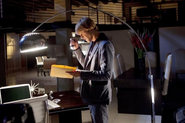 Gabriel Mann Previews Game-Changing Episode of Revenge - TV Fanatic