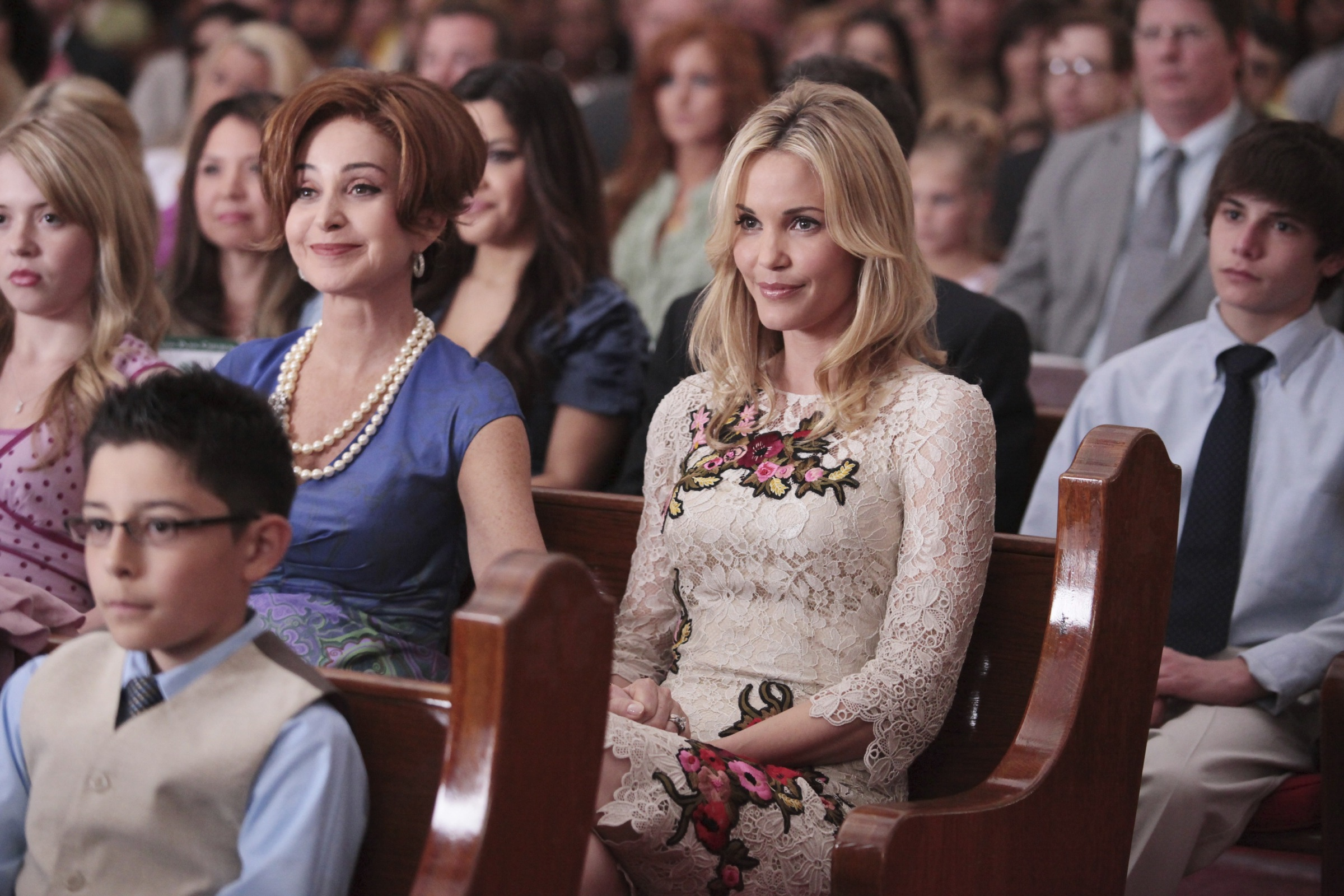 GCB Season 1 Episode 1 Recap: Series Premiere - TV Fanatic
