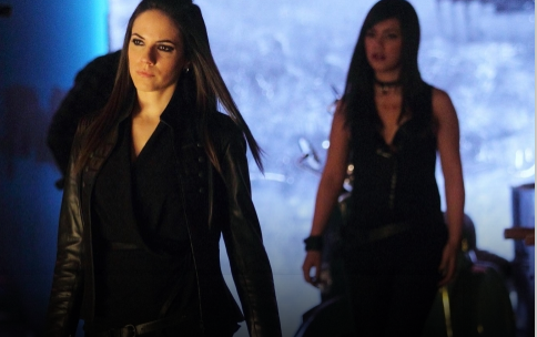 Lost Girl Review: Faepocalypse - TV Fanatic