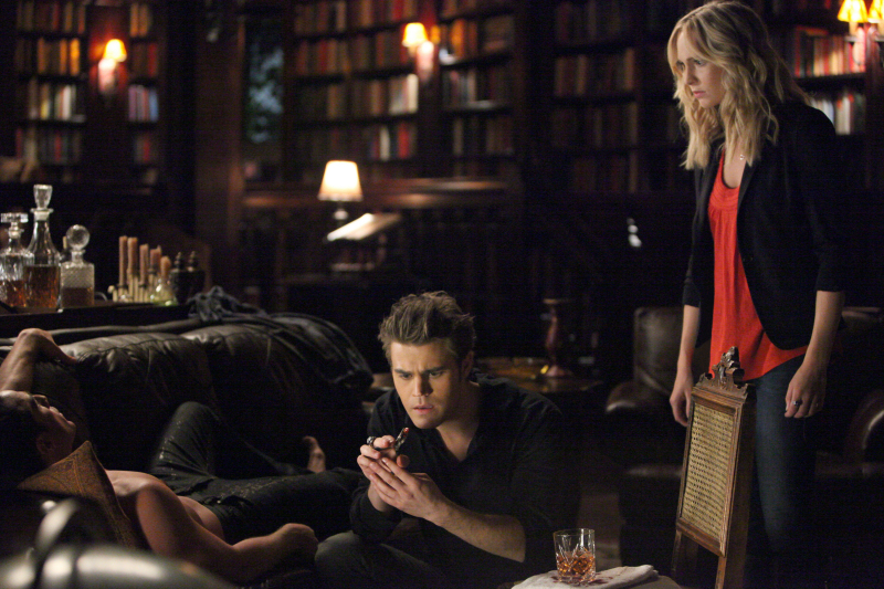 The Vampire Diaries "Memorial" Synopsis: A New Threat in Town - TV Fanatic