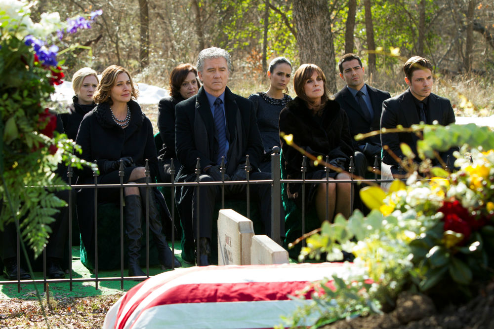 Dallas Cast Reacts to Larry Hagman Death, Previews Funeral for J.R ...