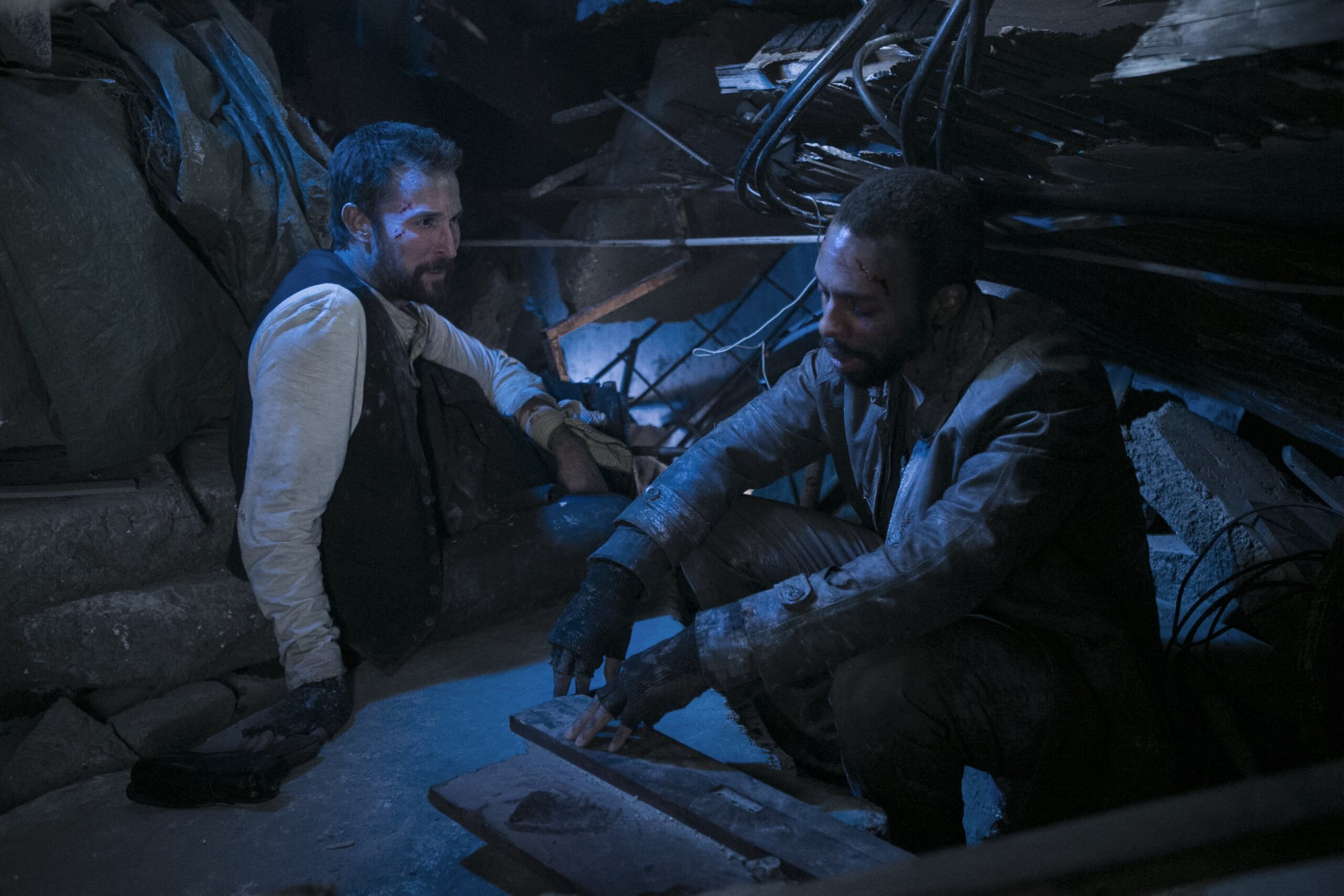 Falling Skies Season 4 Episode 8 Recap: A Thing With Feathers - TV Fanatic