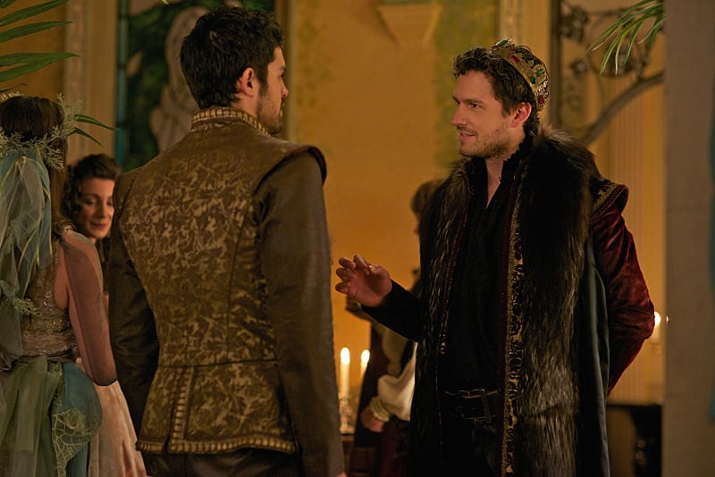 Reign Photos from "Getaway" - TV Fanatic