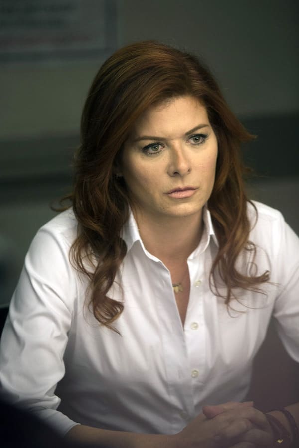 The Mysteries of Laura Photo Gallery: A Will & Grace Reunion! - TV Fanatic