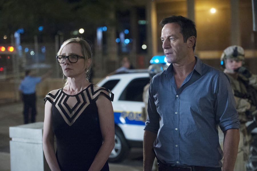 DIG Season 1 Episode 3 Review: Meet the Rosenbergs - TV Fanatic