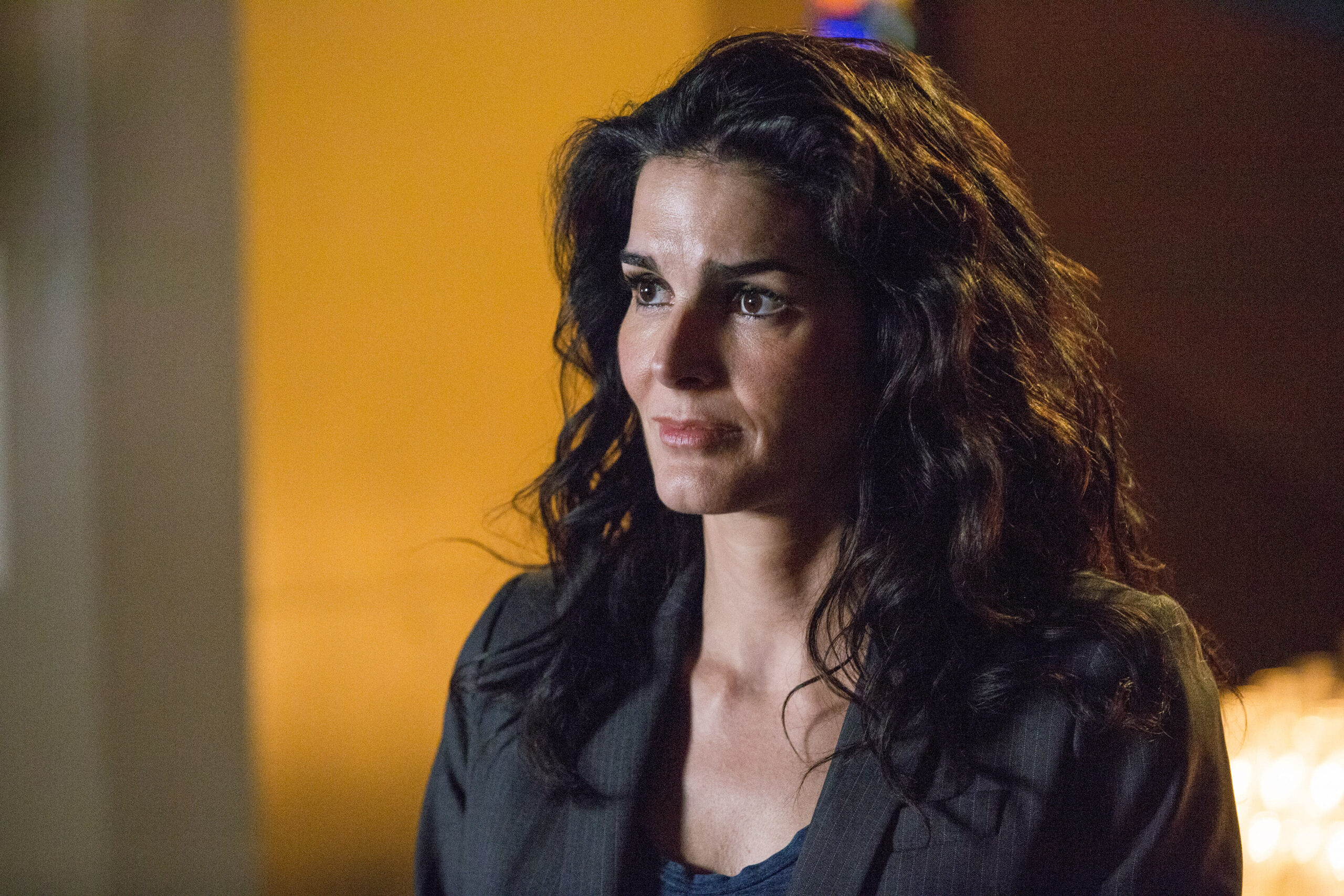 Rizzoli & Isles Season 7 Episode 1 Recap: Two Shots: Move Forward - TV ...
