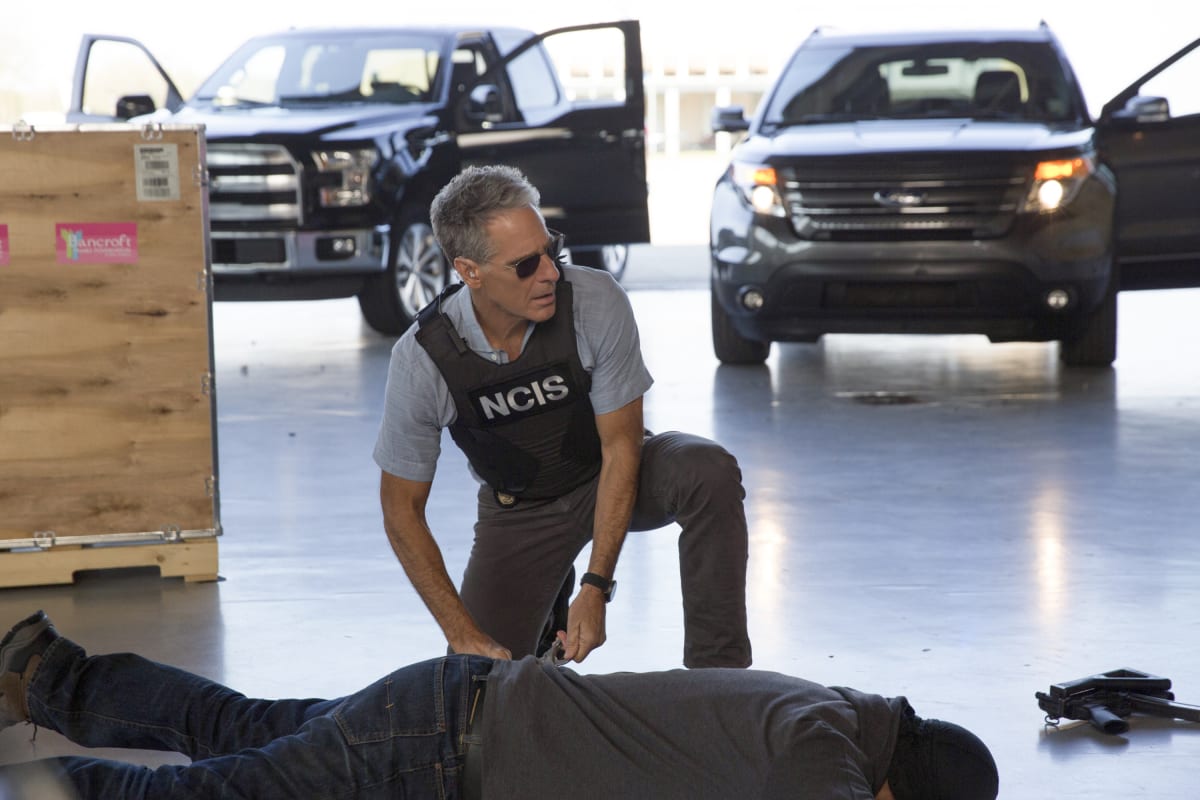 NCIS: New Orleans Season 3 Episode 21 Recap: Krewe - TV Fanatic NCIS: New Orleans Season 3 Episode 21 Recap: Krewe - TV Fanatic