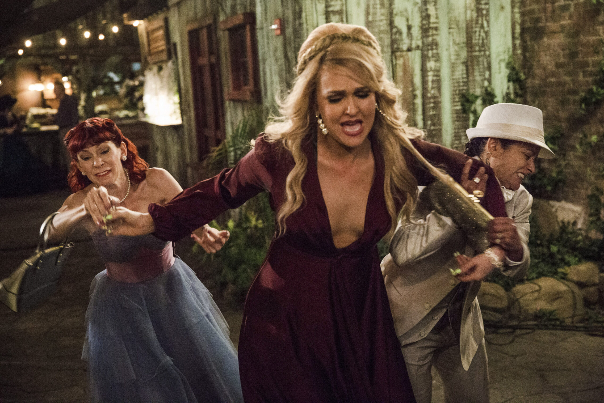 Claws' Jenn Lyons Q & A: Her Big-Hearted Character, Her Friends and ...