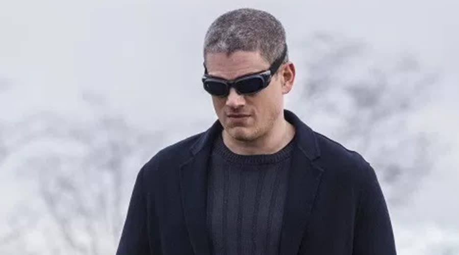 Wentworth Miller Confirms Arrowverse Exit: What Did He Say?! - TV Fanatic