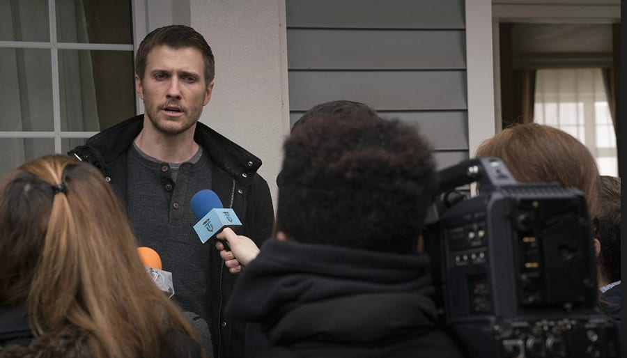Absentia's Patrick Heusinger Tells Why He HAD to Play Nick Durand - TV ...