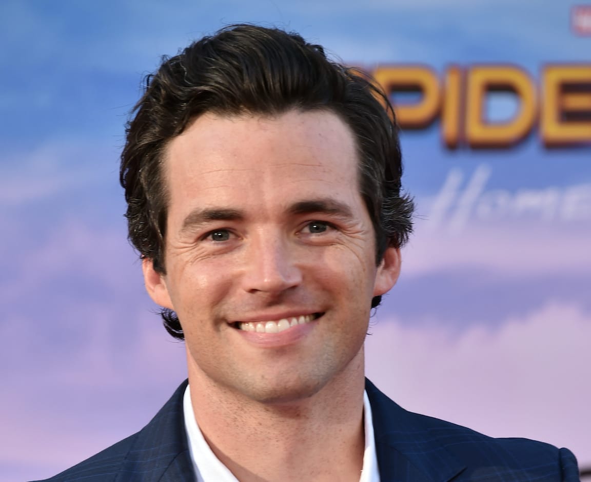 Chicago Med Adds Pretty Little Liars Grad Ian Harding for Season 4 Arc ...