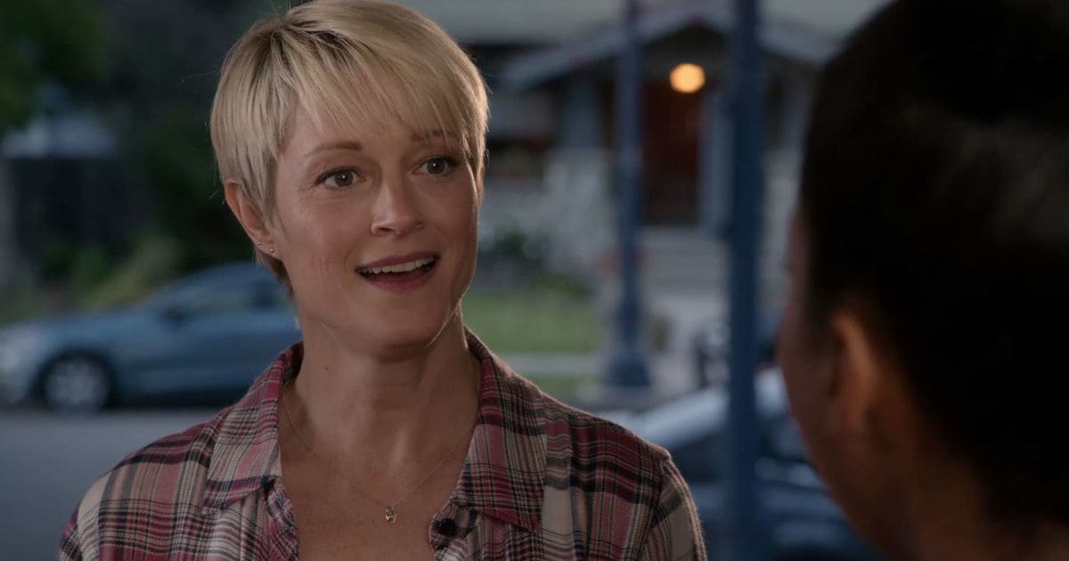 13 Gay, Female TV Characters that are Great Role Models - TV Fanatic