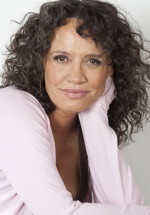 Siren: Rena Owen on What it's Like to Play Helen & What's Still to Come ...