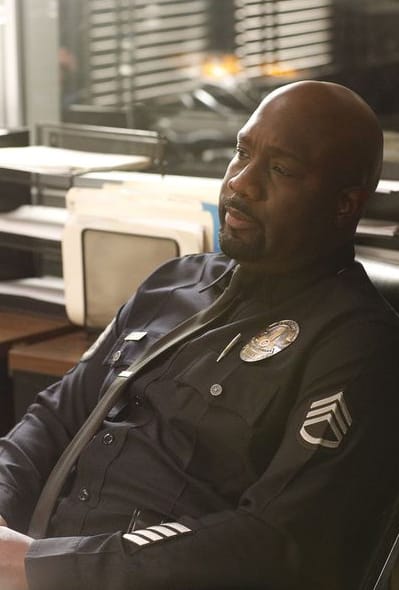 The Rookie Season 1 Episode 17 Review: The Shake Up - TV Fanatic