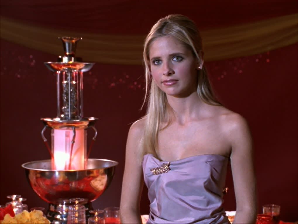 Buffy the Vampire Slayer Season 3 Episode 20 Recap: The Prom - TV Fanatic