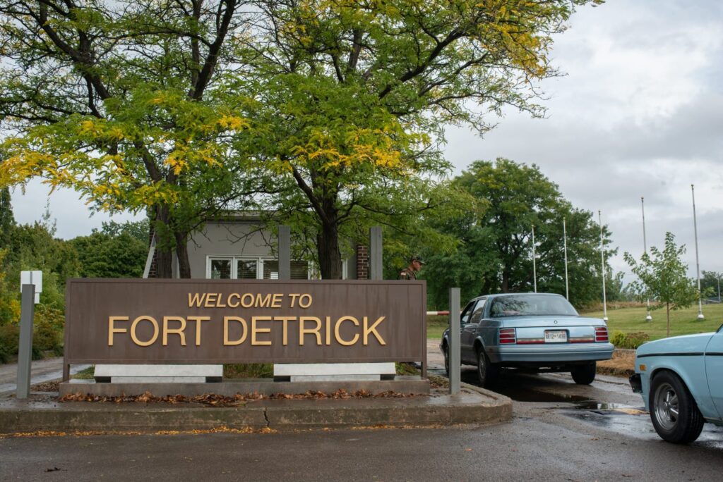 Lenny Platt on Breathing Life into Nat Geo's The Hot Zone - TV Fanatic