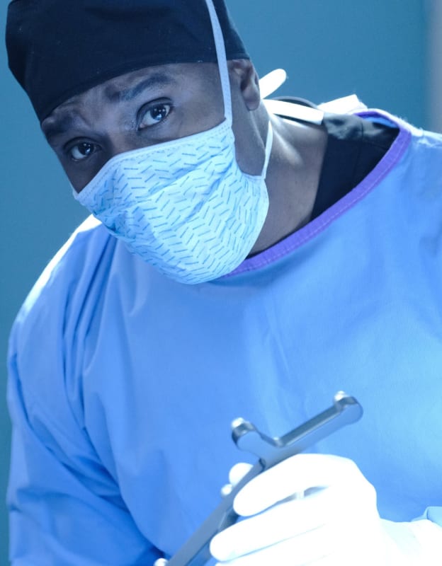 The Resident Season 3 Episode 1 Review: From the Ashes - TV Fanatic