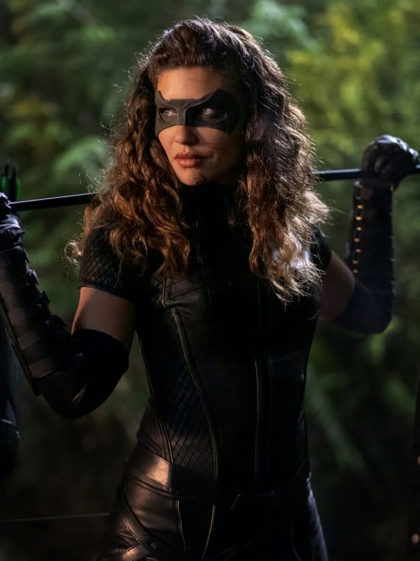 Arrow Spinoff Scoop: What Brings Mia, Laurel, and Dinah Together in ...