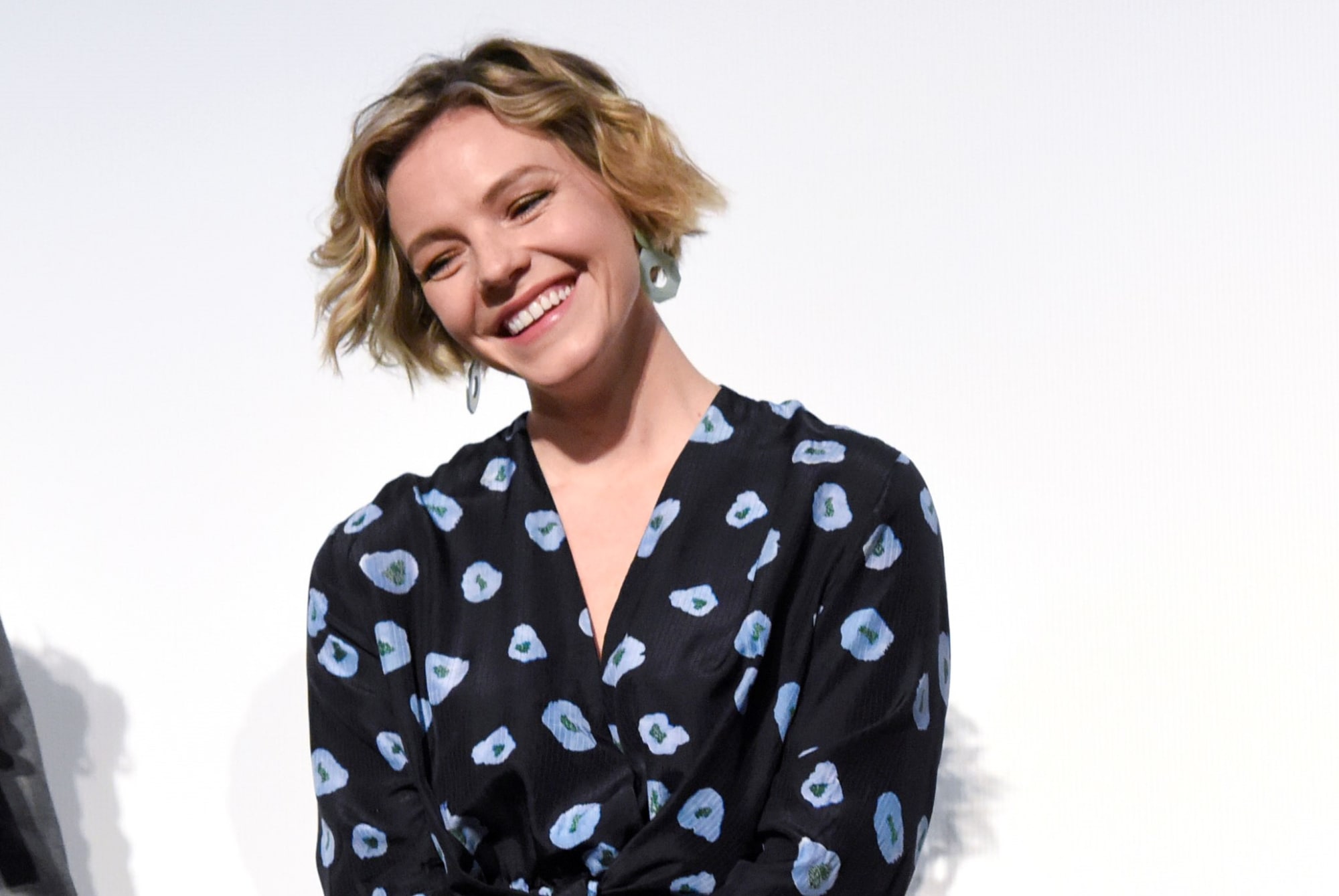 The Right Stuff's Eloise Mumford Talks Kinship with Trudy Cooper, Women ...