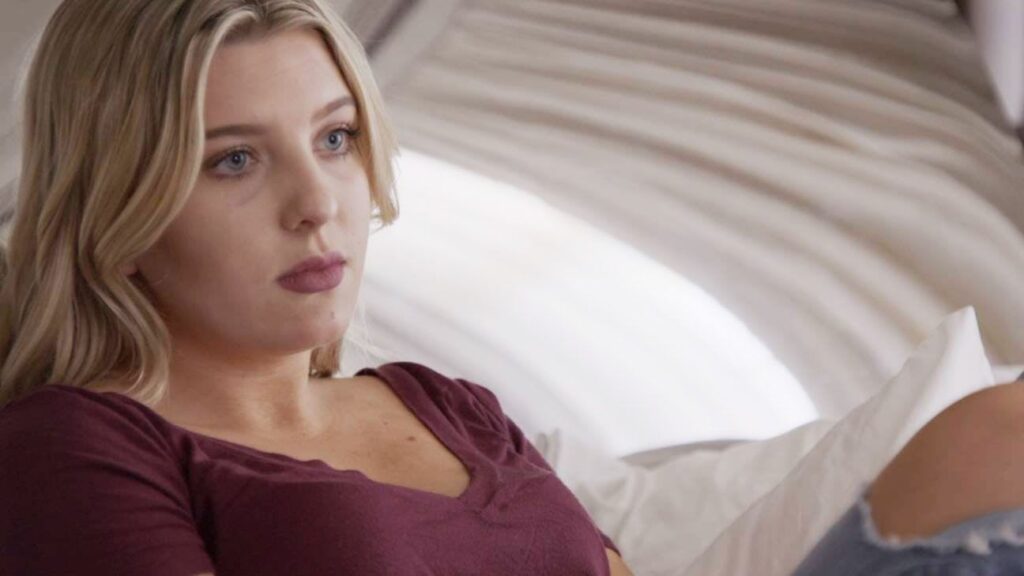 Siesta Key: Chloe Trautman Announces Departure - TV Fanatic