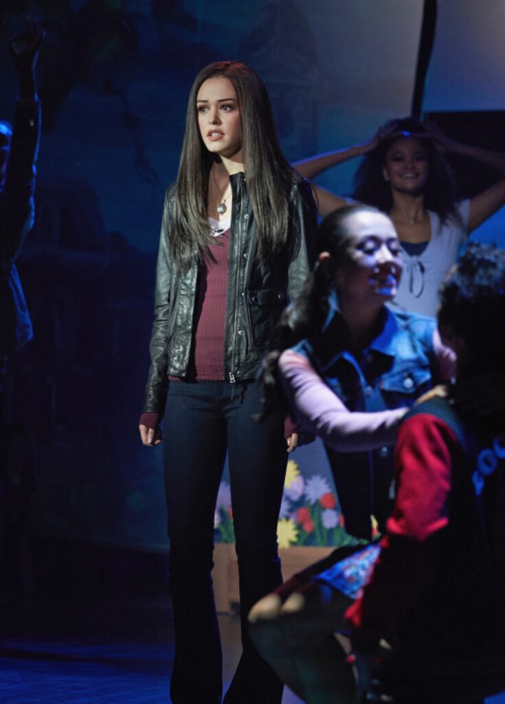 Legacies Season 3 Episode 3 Review: Salvatore: The Musical - TV Fanatic