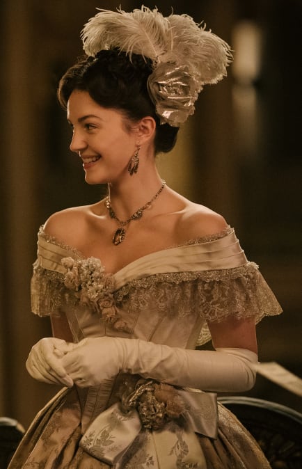 Dickinson Season 2 Episode 9 Review: I Like a Look of Agony - TV Fanatic