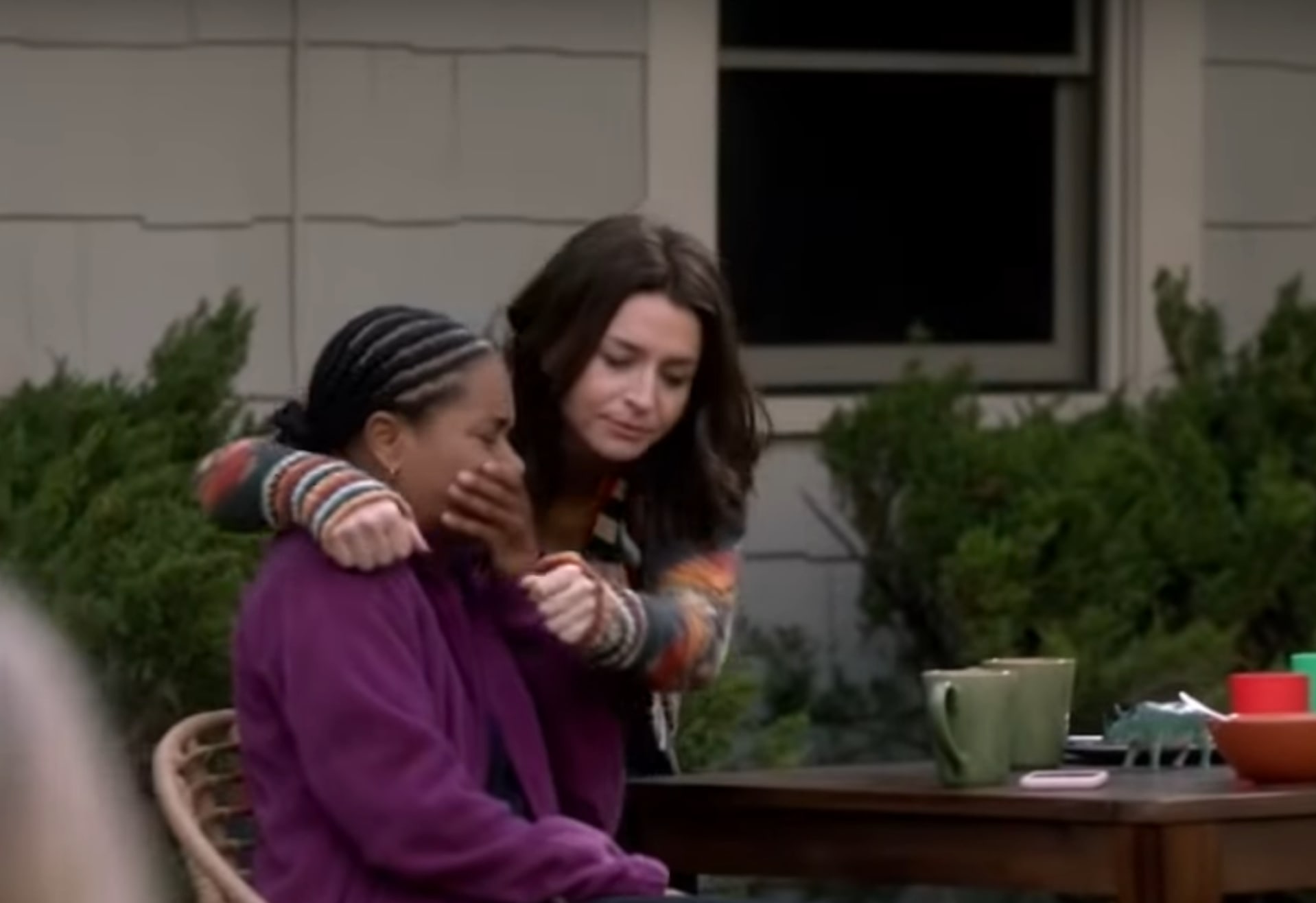 Grey's Anatomy Trailer Finds Meredith Reuniting With Derek As Everyone ...