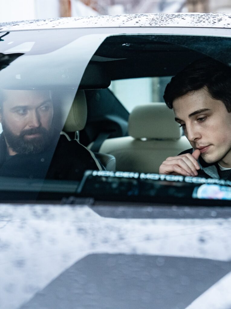 Kin Season 1 Episode 1 Review: All In The Family - TV Fanatic