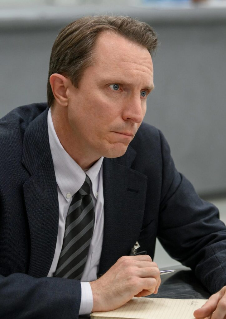 John Hoogenakker Talks Dopesick, Perils of Big Pharma, and Bringing the ...