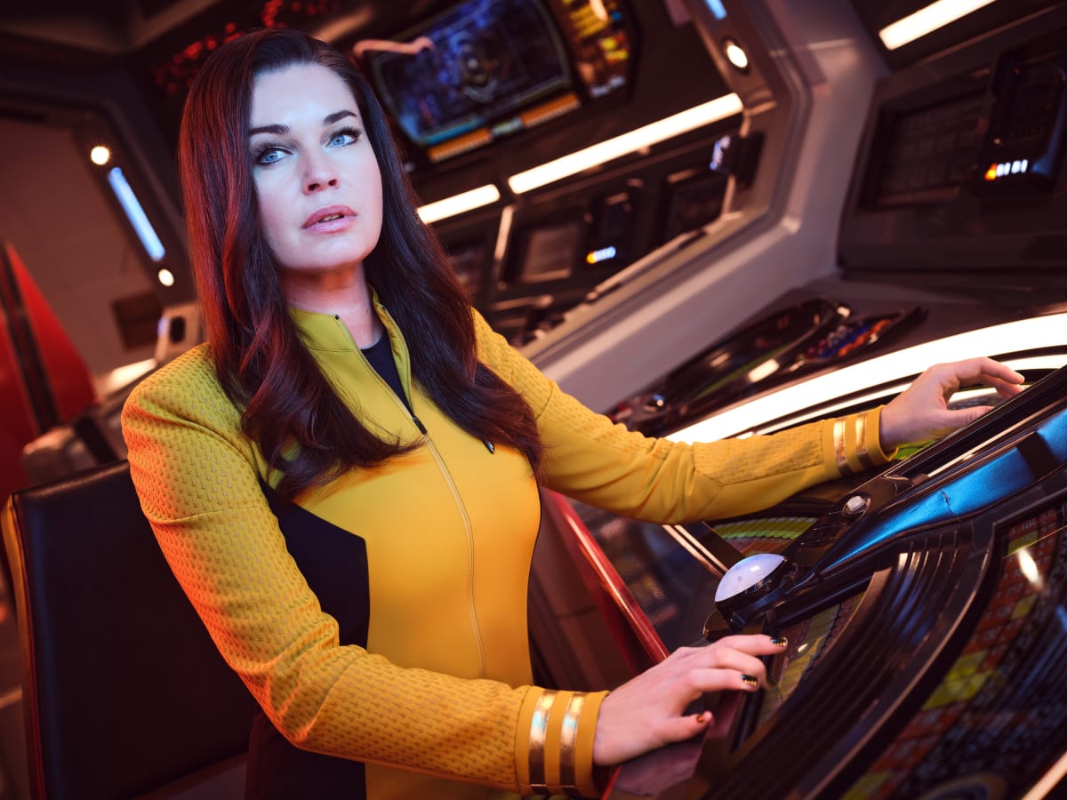 Star Trek: Strange New Worlds' Rebecca Romijn On the Secrets that Drive ...