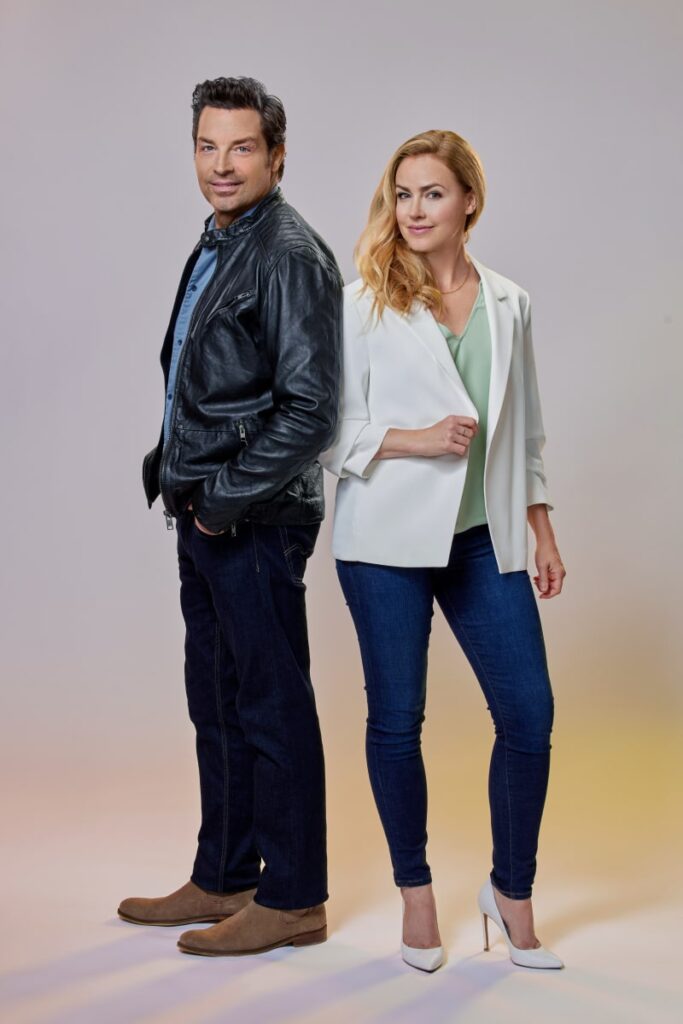 Amanda Schull on Hallmark's Marry Go Round, Sharing Special Moments ...