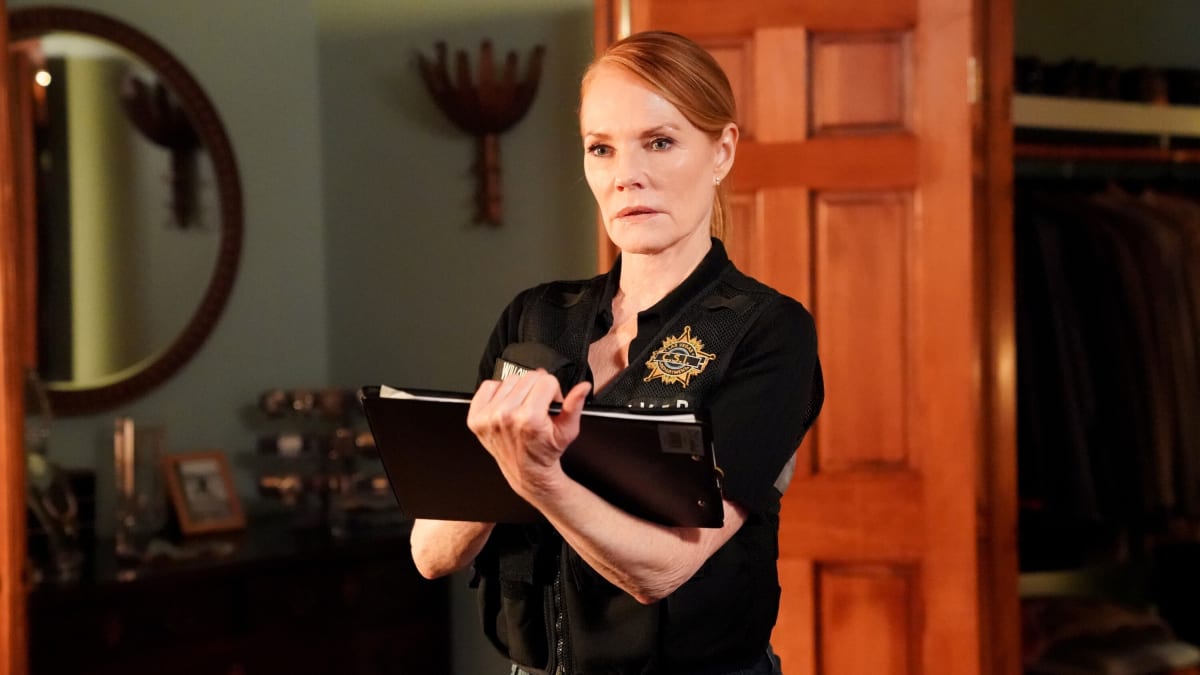 CSI: Vegas’s Anthony Zuiker & Marg Helgenberger Tease Catherine-centric ...