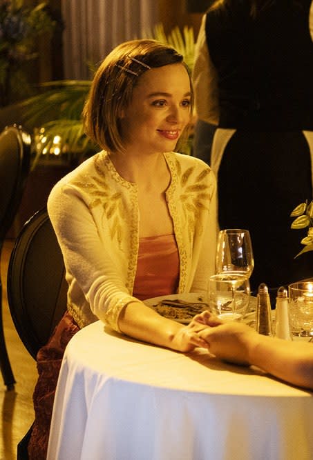 Reginald the Vampire Season 1 Episode 6 Review: Halfway to a Threeway ...