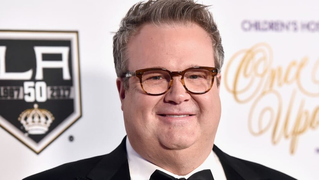 The Santa Clauses Season 2 Adds Modern Family's Eric Stonestreet as ...