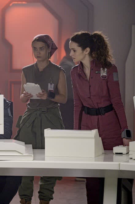 The Ark Season 1 Episode 3 Review: Get Out And Push - TV Fanatic