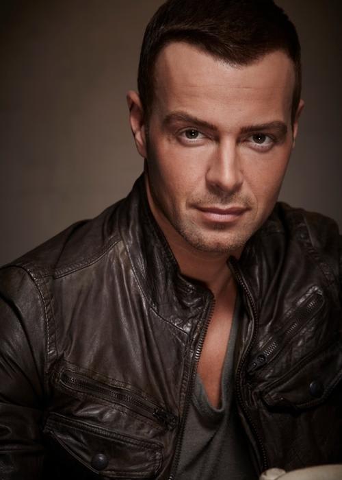 Joey Lawrence And Samantha Cope Tease Frankie Meets Jack Urge You To Forget About The World For
