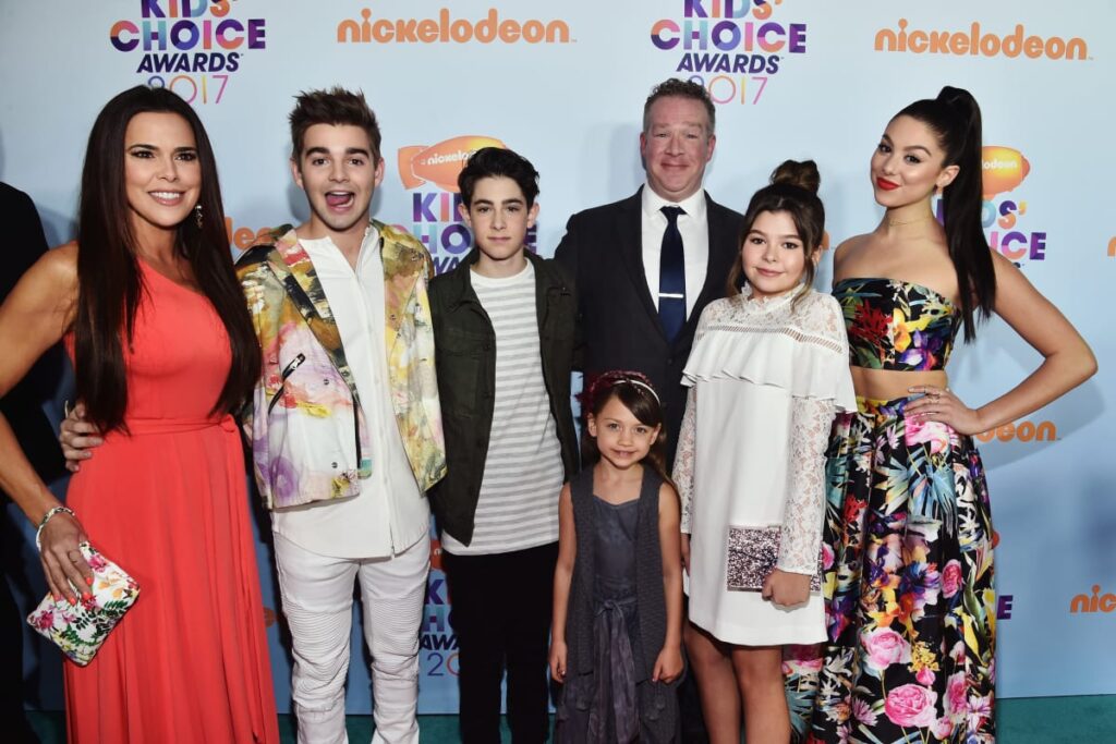 Nickelodeon Orders The Thundermans Sequel Movie With Original Cast - TV ...