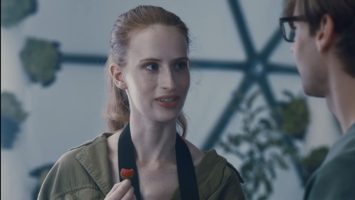 The Ark's Samantha Glassner on Untrustworthy Kelly: "She is Human Like ...