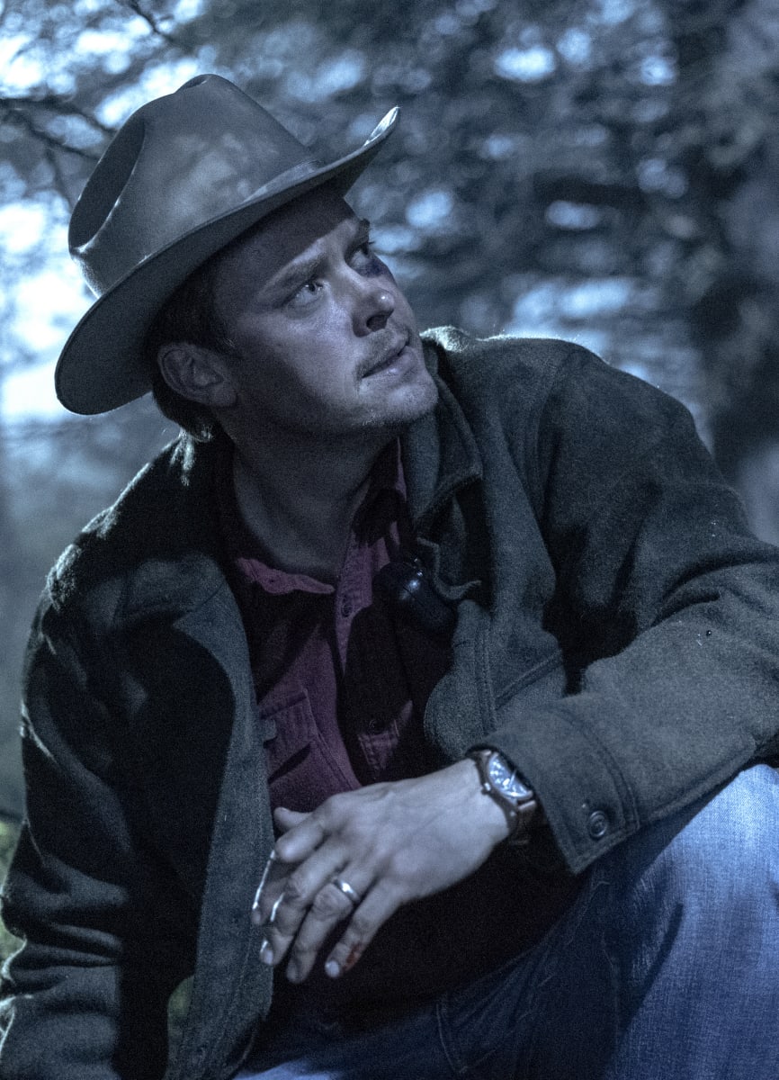 Julianna Guill and Michael Dorman Discuss Joe Pickett and the Family’s ...