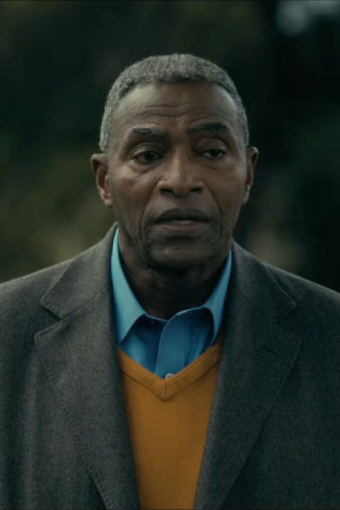 The Fall of the House of Usher Season 1 Episode 8 Review: The Raven ...