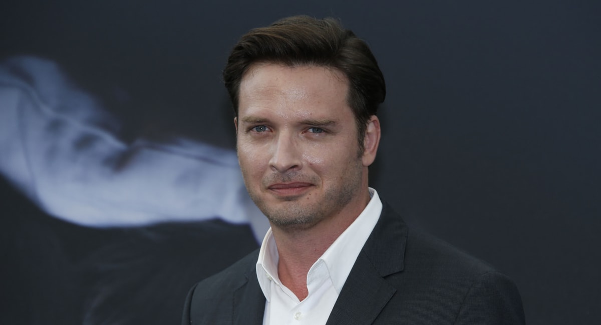 Law & Order Toronto: Criminal Intent Cast Includes Rectify's Aden Young ...