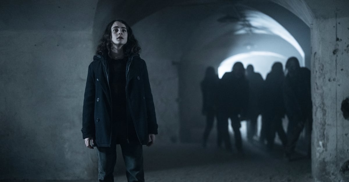 Isabelle will join us. We'll be together soon. - TV Fanatic