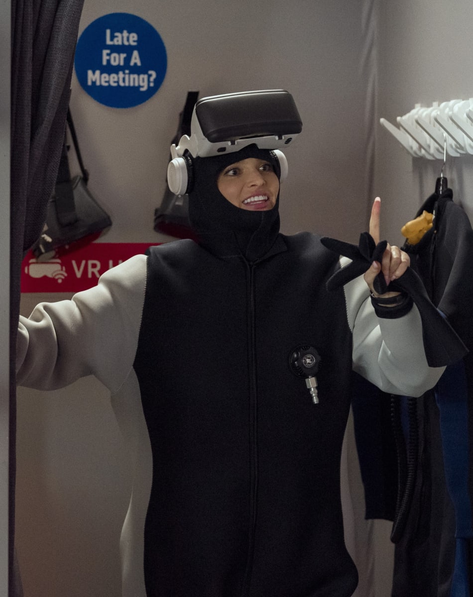 Upload Season 3 Episode 2 Recap: Strawberry - TV Fanatic