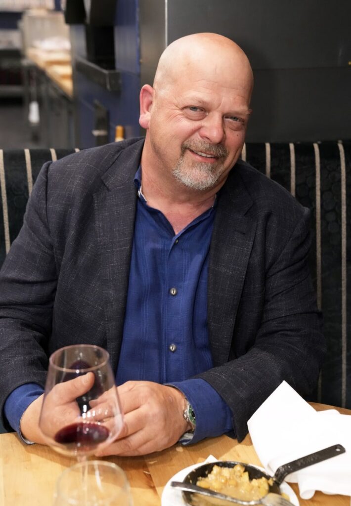 Hell's Kitchen Sneak Peek: Always Meat Your Heroes! - TV Fanatic