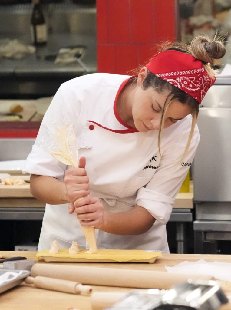 Hell's Kitchen Sneak Peek: Sacrifices and Dreams! - TV Fanatic
