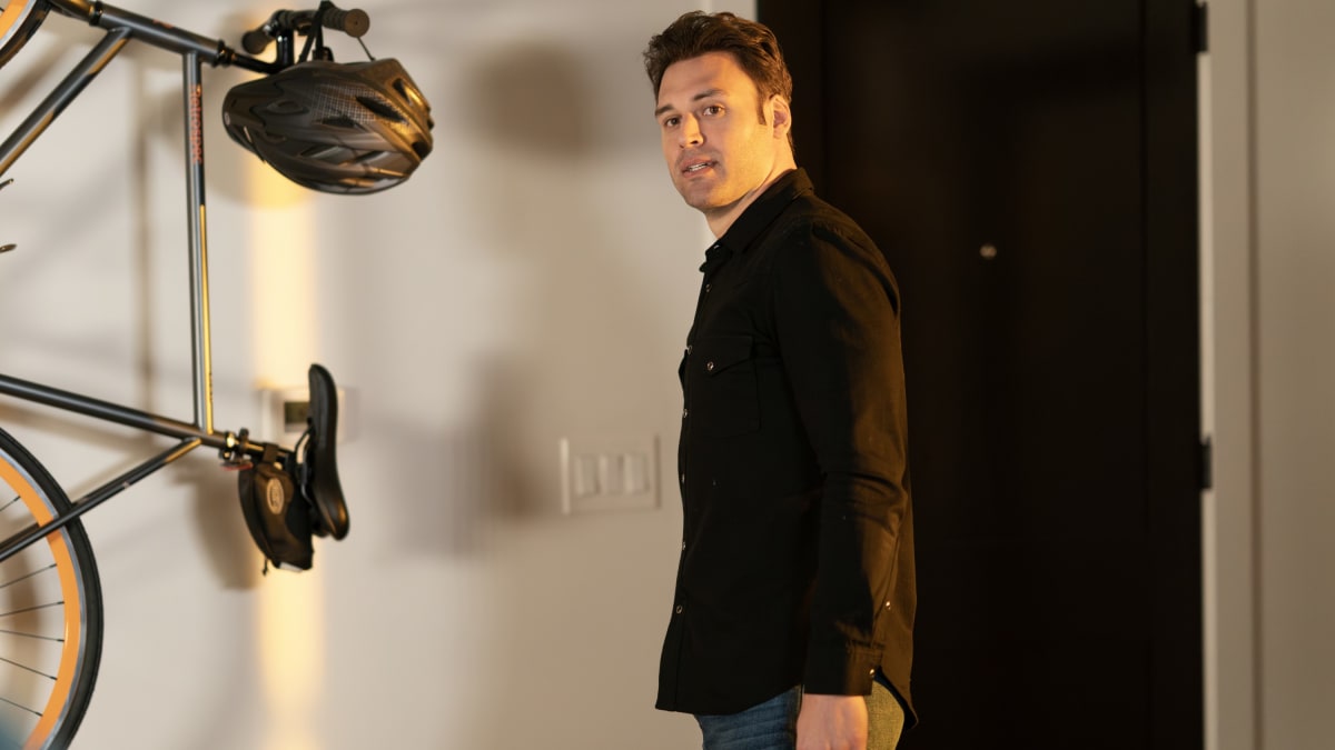 9-1-1 Post-Mortem: Ryan Guzman Talks Eddie Relying on Buck & Eddie's ...