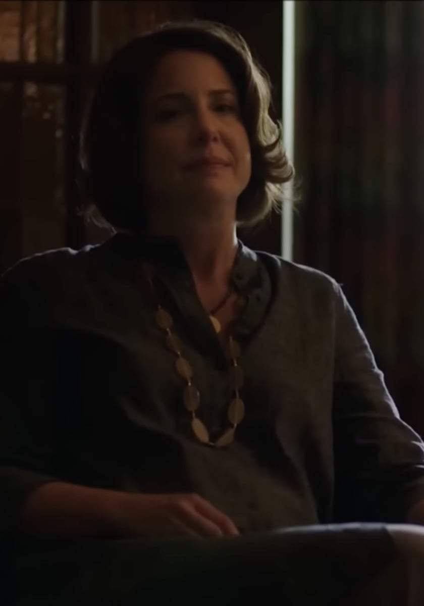 Robin Weigert: Tracker Star Was a TV Legend Before CBS’ Newest Hit - TV ...