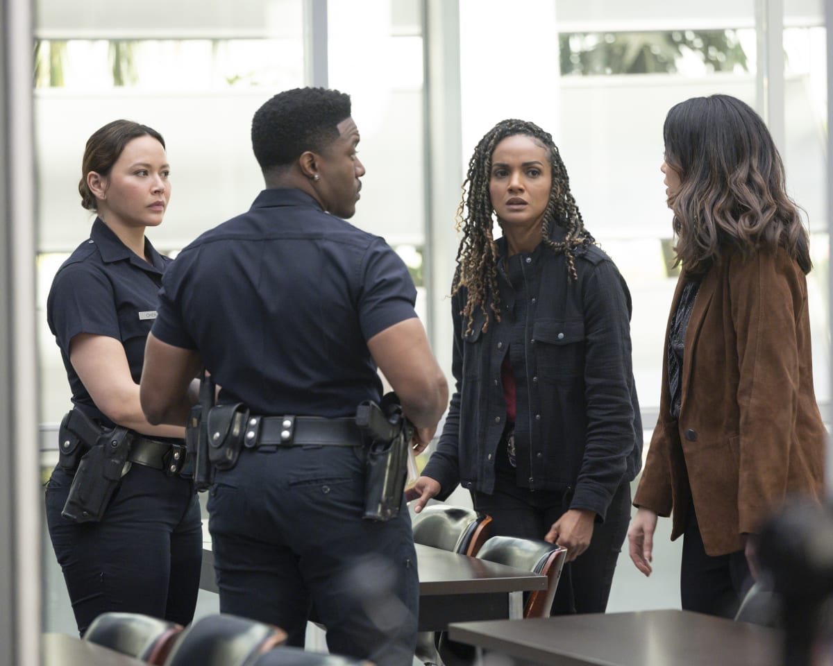 The Rookie Season 6 Episode 9 Recap: The Squeeze - TV Fanatic